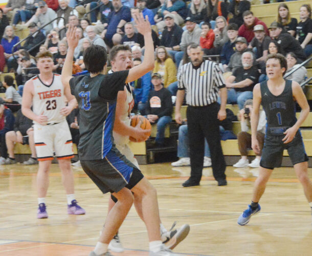 Minutemen earn victory over Tigers | News, Sports, Jobs - The Intermountain